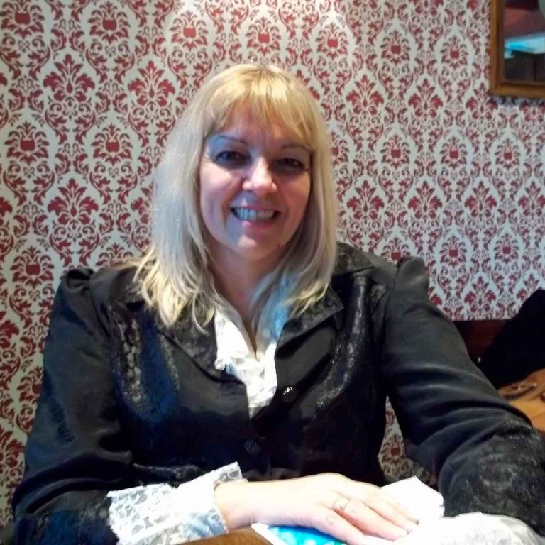 Silvia Mirta Valori Escritora y Conferencista